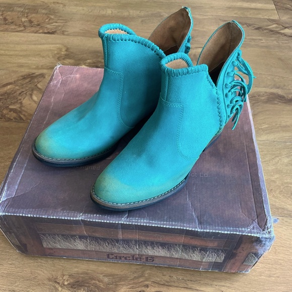 Circle G | Shoes | Circle G Turquoise Ankle Boots With Fringe Nib Size ...
